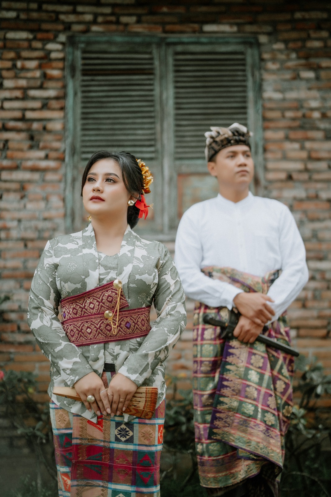Tude & Ayu